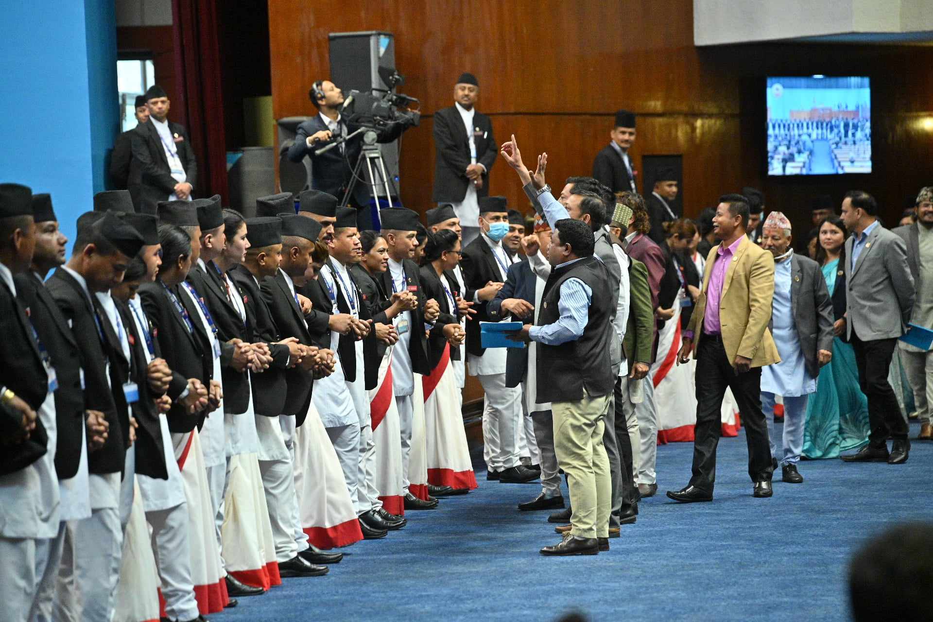 रास्वपा र राप्रपा सांसदको विरोधपछि प्रतिनिधिसभा बैठक स्थगित